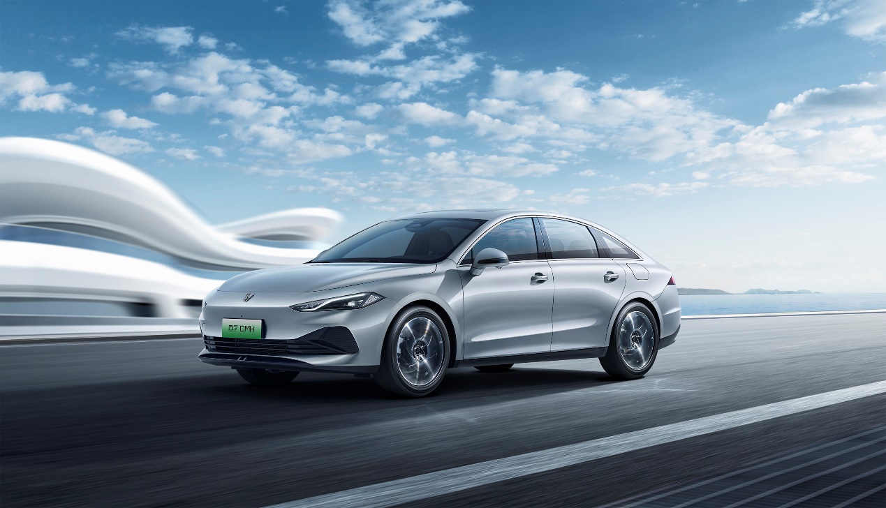 上市权益价 12.18 万起 荣威 D7 诚意上市 爆款潜质重塑 B 级车竞争格局 | 极客公园