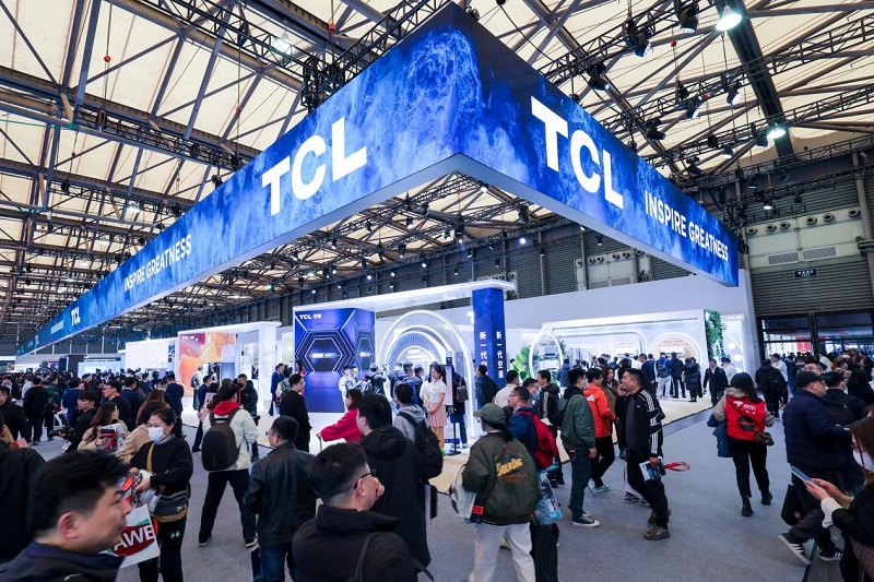 TCL 实业携多款创新技术和新品亮相 AWE 2024，以敢为精神勇闯技术无人区 | 极客公园