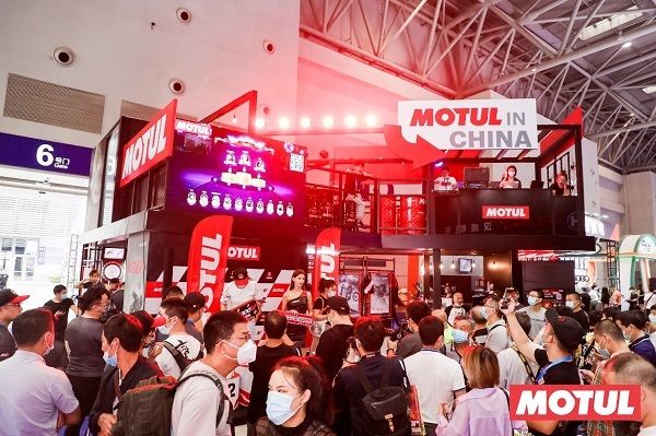 摩力无限 驰骋护航 ——MOTUL亮相2021中国摩博会 | 极客公园
