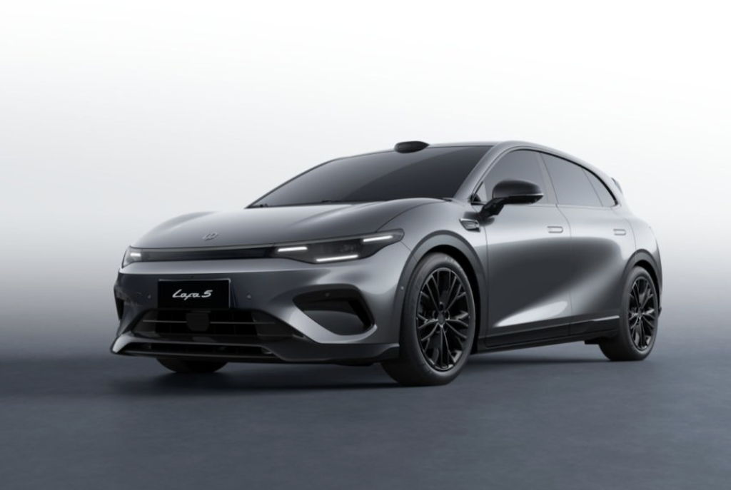 零跑慕尼黑车展曝光新车 Lafa5，主打运动年轻今年 4 季度开售 | 极客公园