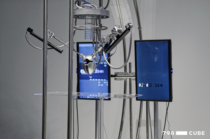 798CUBE新年大展开幕，探秘人机合一的未来世界 | 极客公园