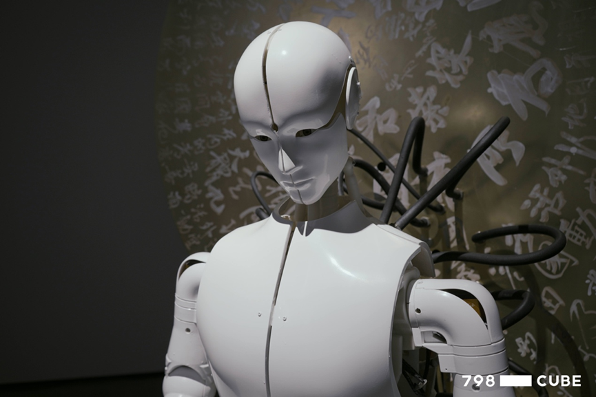 798CUBE新年大展开幕，探秘人机合一的未来世界 | 极客公园